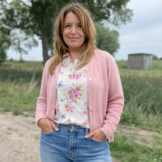 Gemma Ricceri roze vest met alpaca – zacht & stijlvol | Kenza Moda ...